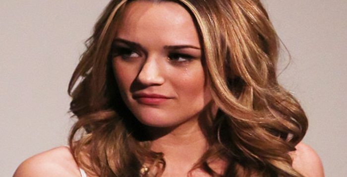 Young and the Restless Star Hunter King Takes on the Haters!