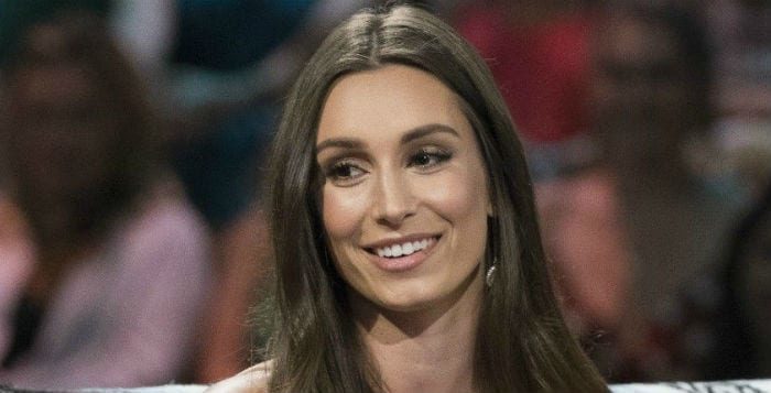 Bachelor In Paradise Astrid Loch Moving Toronto Boyfriend Kevin Wendt