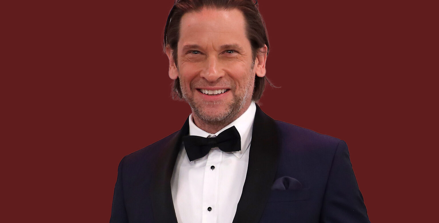 Roger Howarth Biography -- General Hospital